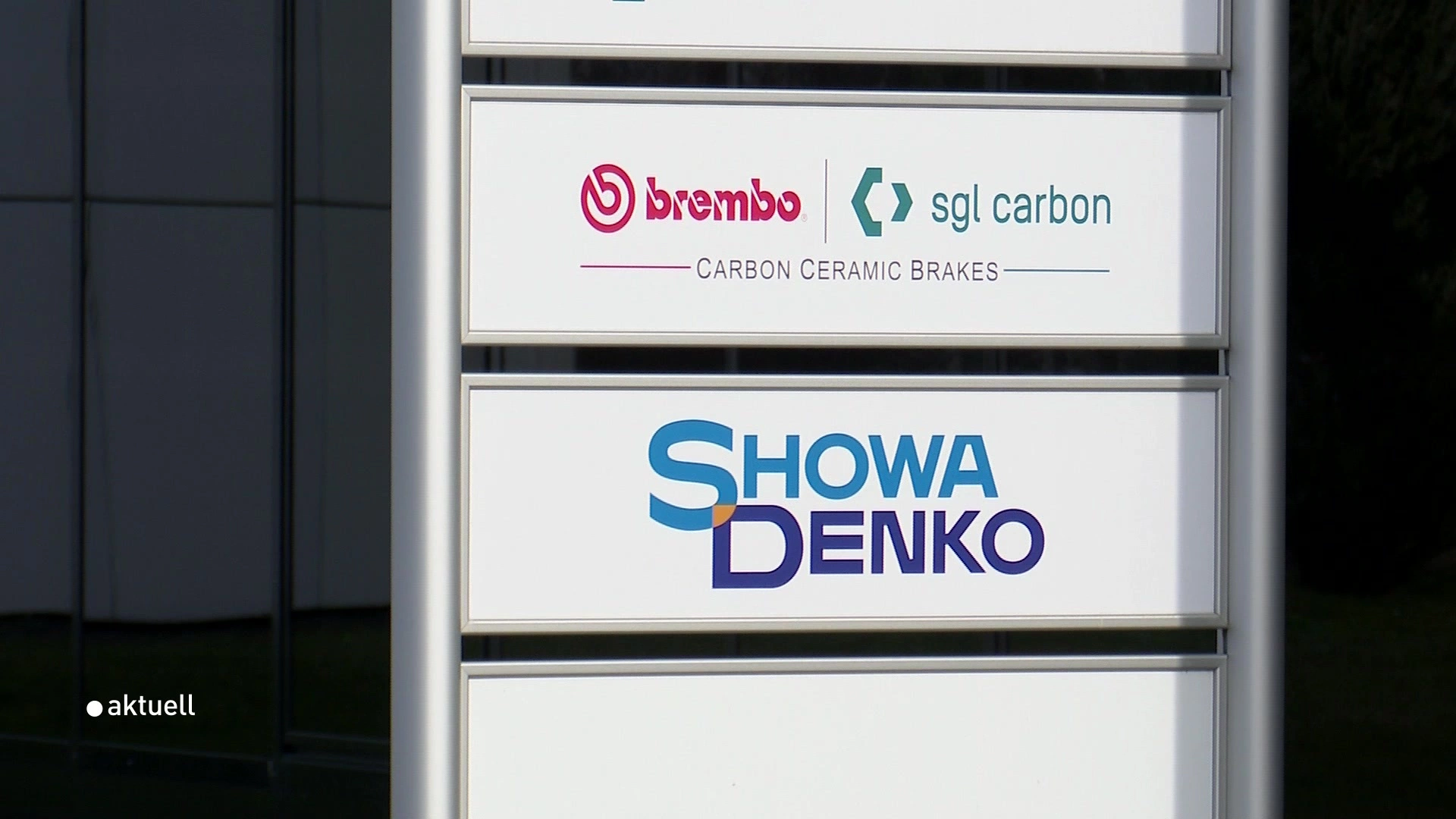 Showa Denko Logo
